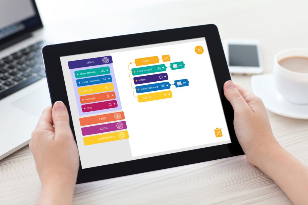 Photon Robot- A Robot that grows with your child